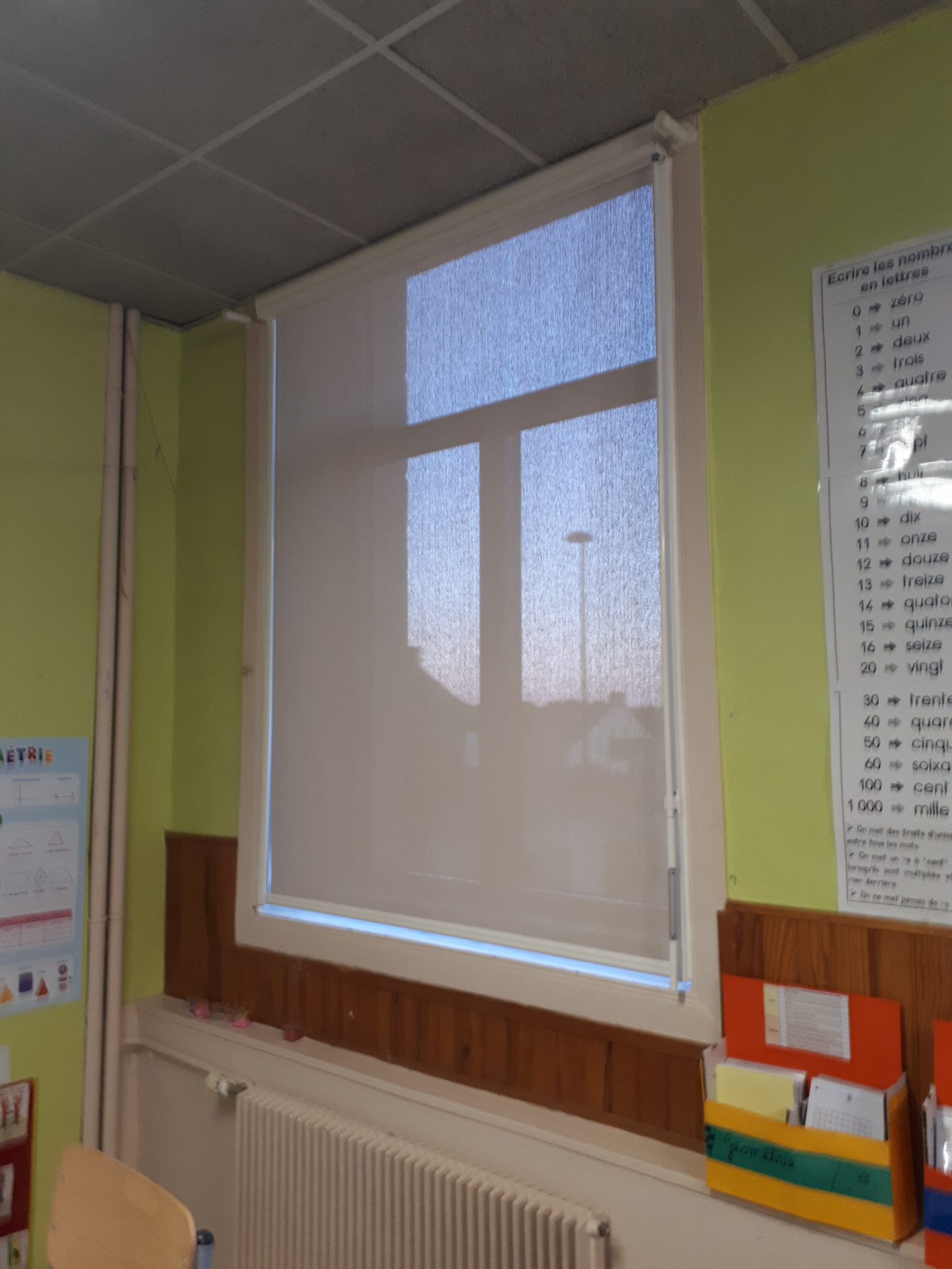 Store solaire Solarbaie - Placards et stores | Menuiserie Olivier (22)